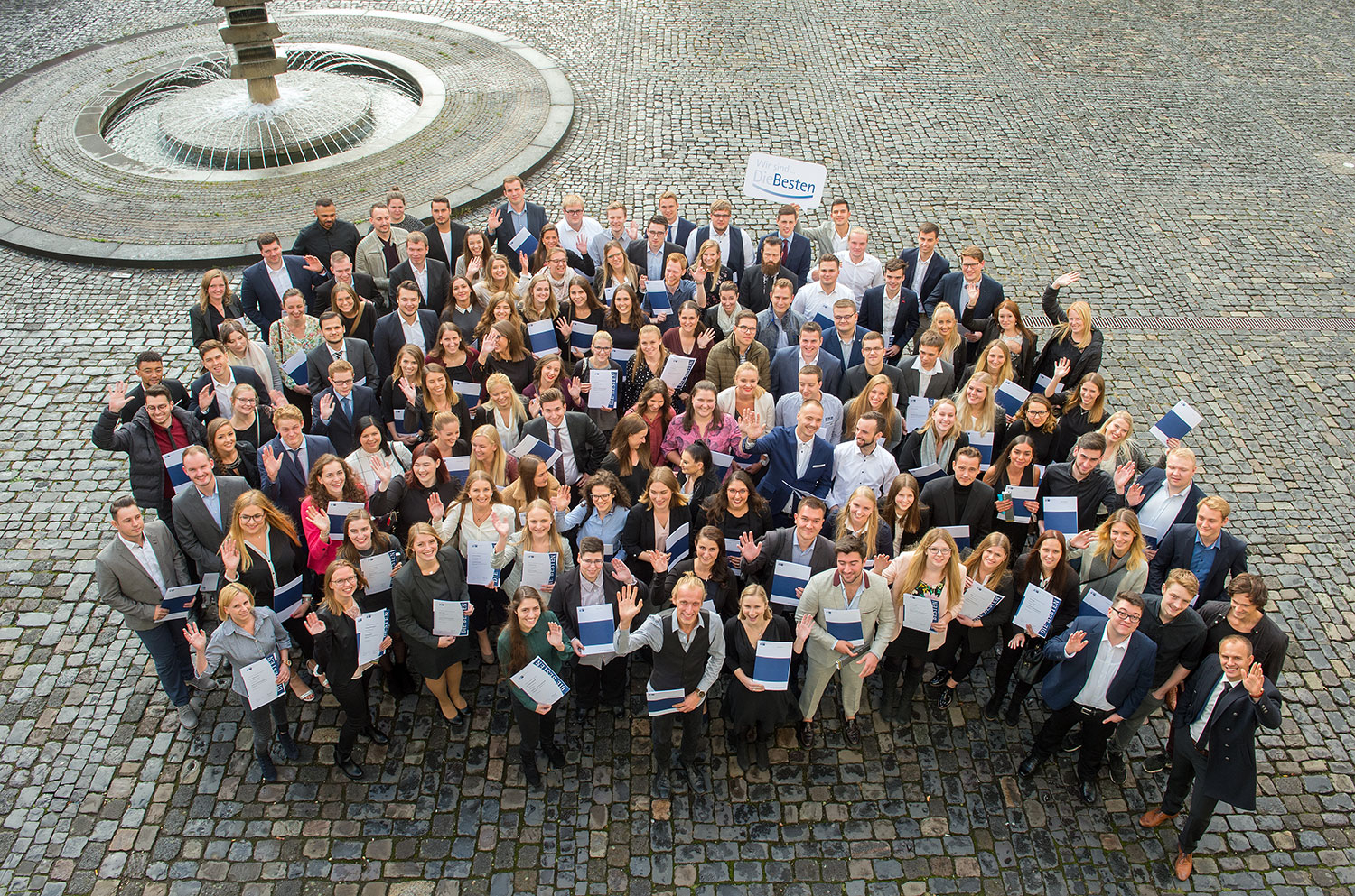 IHK KÖLN ZEICHNET RHEINCARGO-INDUSTRIEMECHANIKER DANIEL ARNOLD AUS